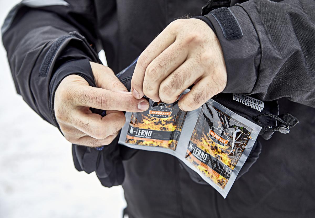 Hand Warmers: How They Work (And Everything Else You Need To Know ...